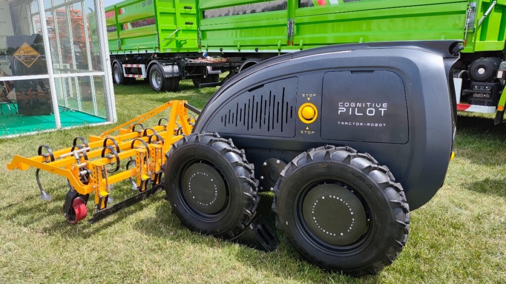 Cognitive Pilot unveils autonomous tractor prototype — Fertilizer Daily